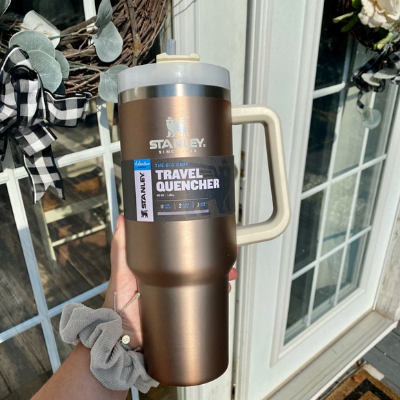 Stanley | Dining | Stanley Og Rose Glow Adventure Quencher 4 Oz | Poshmark